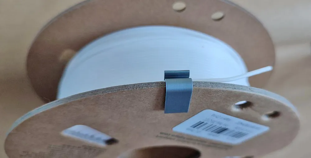 Filament clip / Filament clip for spools - Free 3D Print Model - MakerWorld