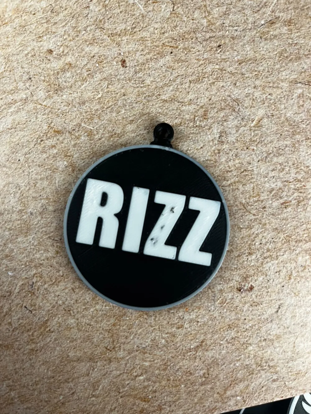 RIZZ - Trendiger Weihnachtsschmuck & Rucksack-Anhänger – Kostenloses 3D ...