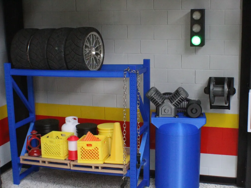 1/10 scale stop light by RCFX - MakerWorld