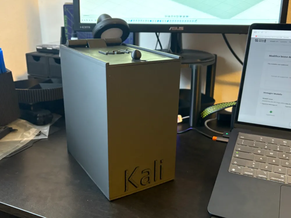 Kali Kibble Container by Vittorio - MakerWorld