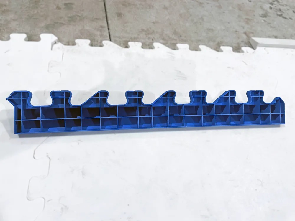 Hockey Synthetic Ice Edging by John Sparrow - MakerWorld