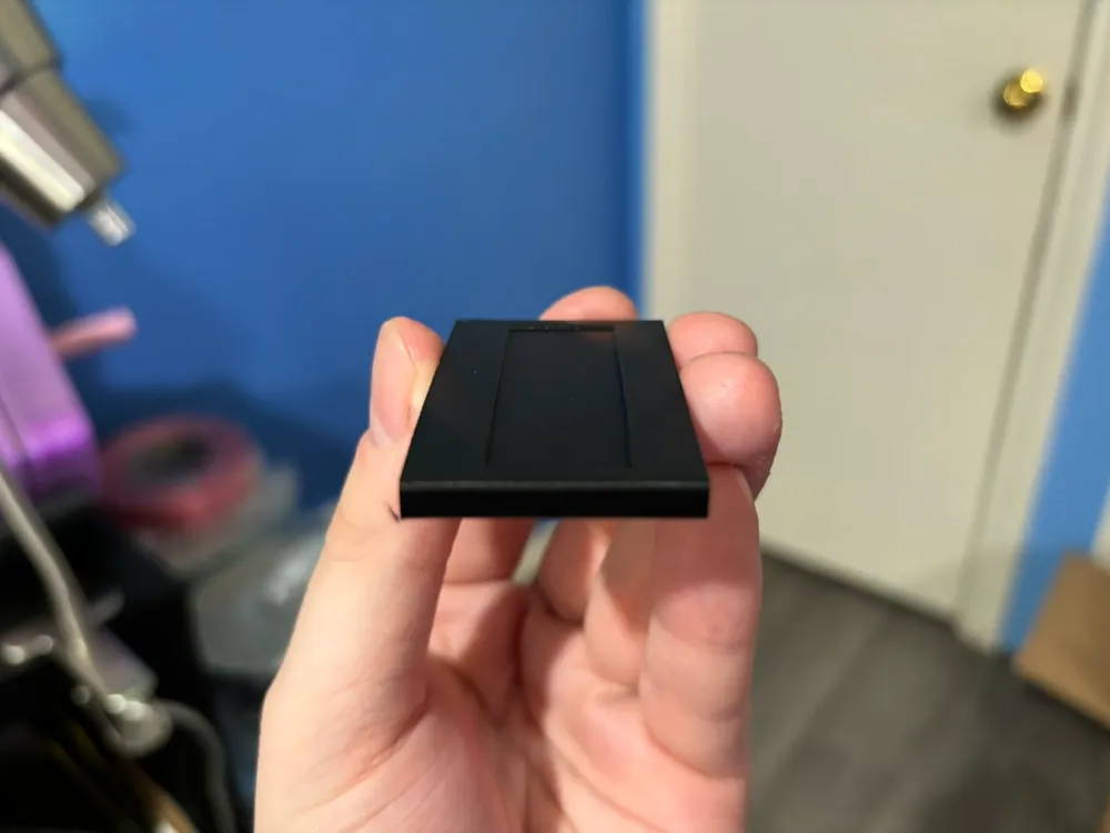 Swappable Label Holder for Spool Boxes Remixed by lyingfigure - MakerWorld