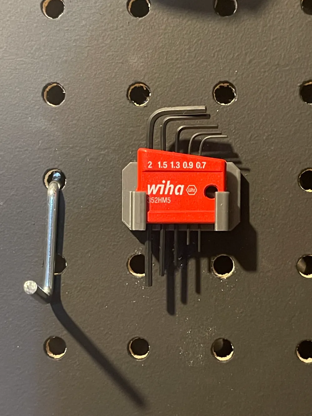 Wiha Mini Hex L-Keys Pegboard Holder Remixed by petrichorponds - MakerWorld
