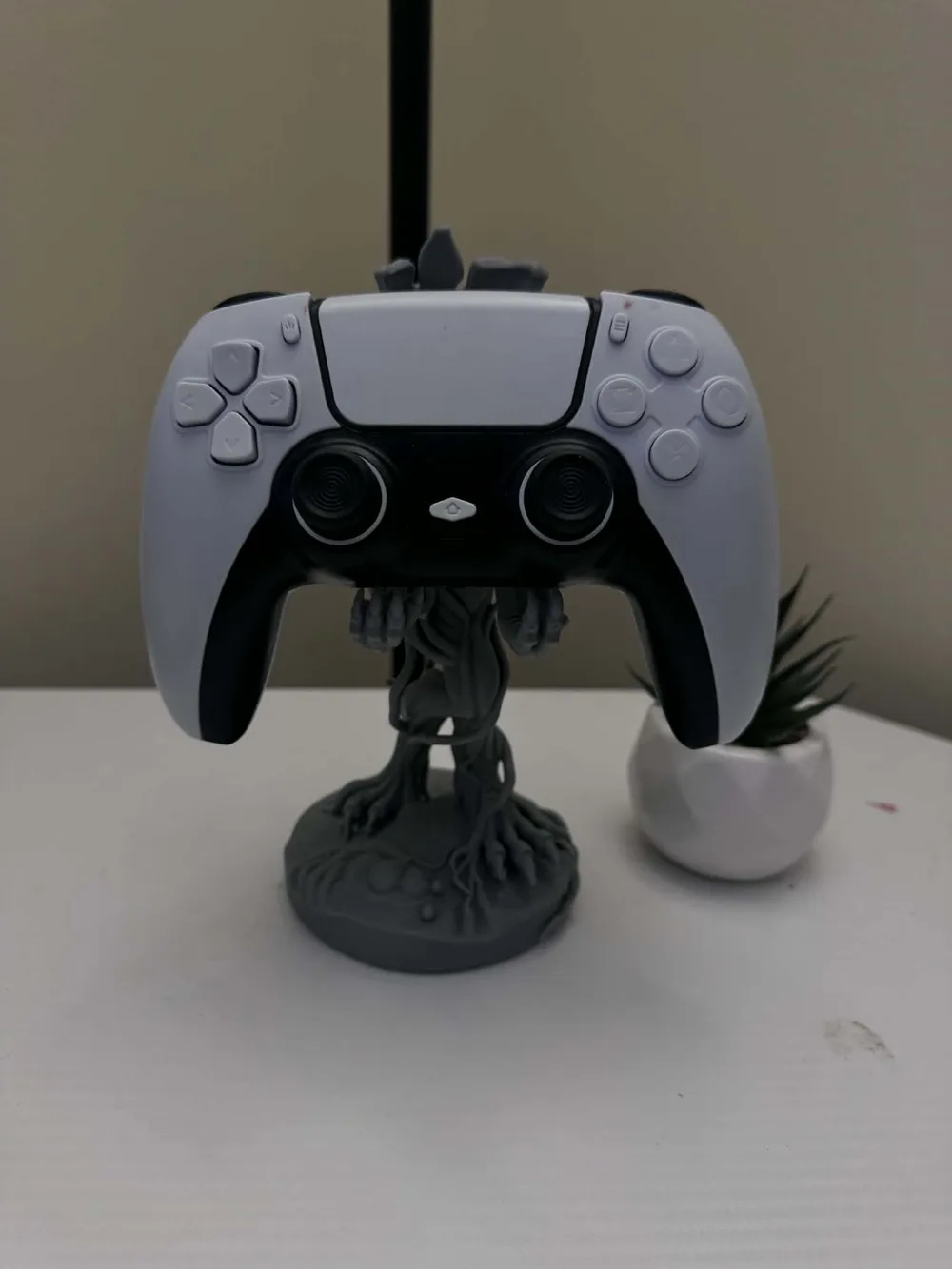 Stand Controller Ps5 Demogorgone Stranger Things - Free 3D Print Model ...