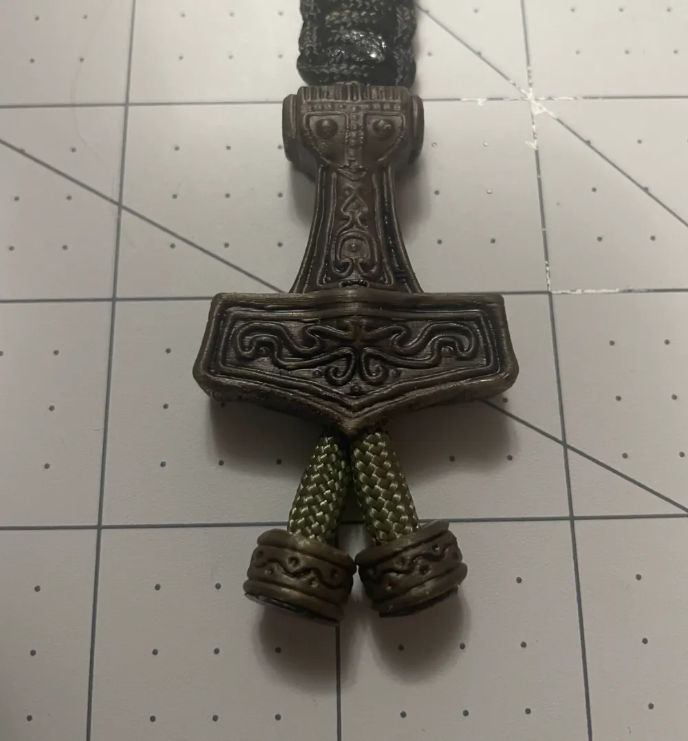 Nordic Thor hammer face Bead for paracords by ArmandienMakerWorld ...