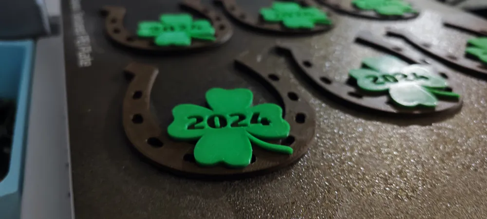 Horseshoe clover / Hufeisen Kleeblatt 2024 by make3dtc - MakerWorld