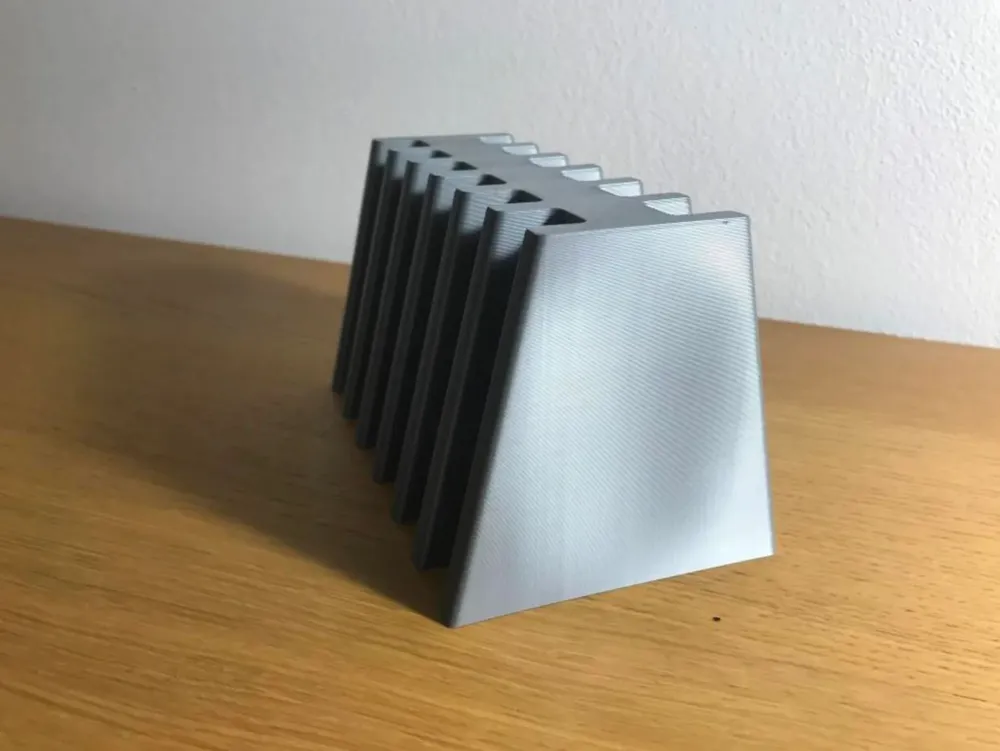 porta pinze / plier tool holder vase mode by Eden-LAB - MakerWorld