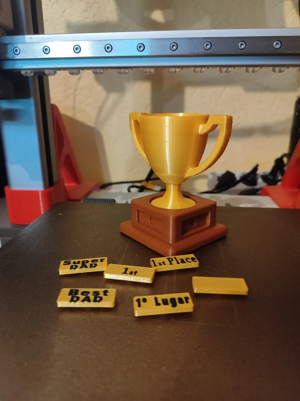 Editable Trophy by Celso Maia MakerWorld: Download Free 3D Models