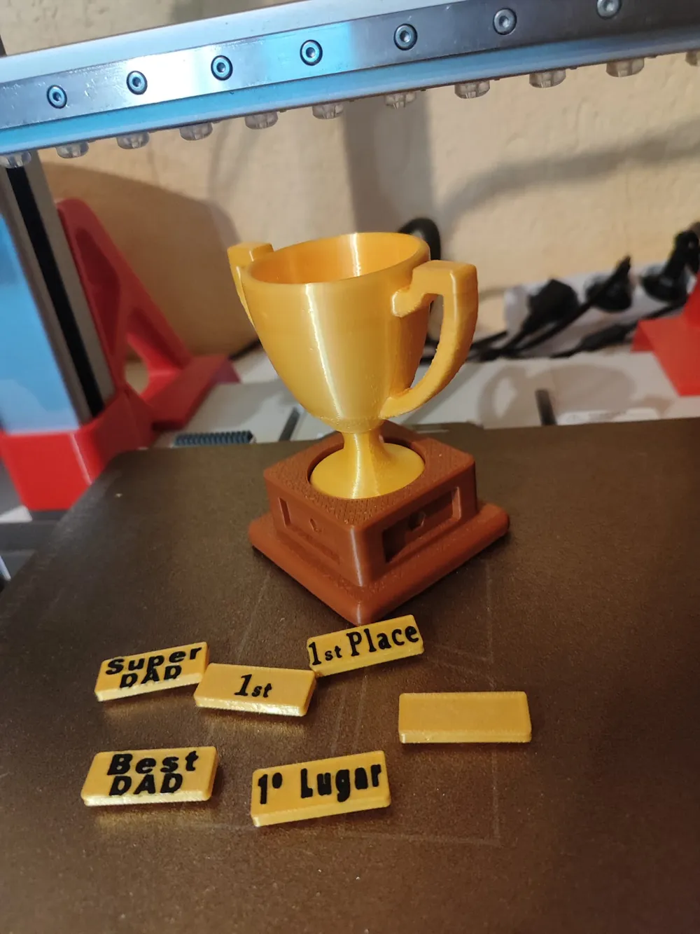 Editable Trophy by Celso Maia MakerWorld: Download Free 3D Models