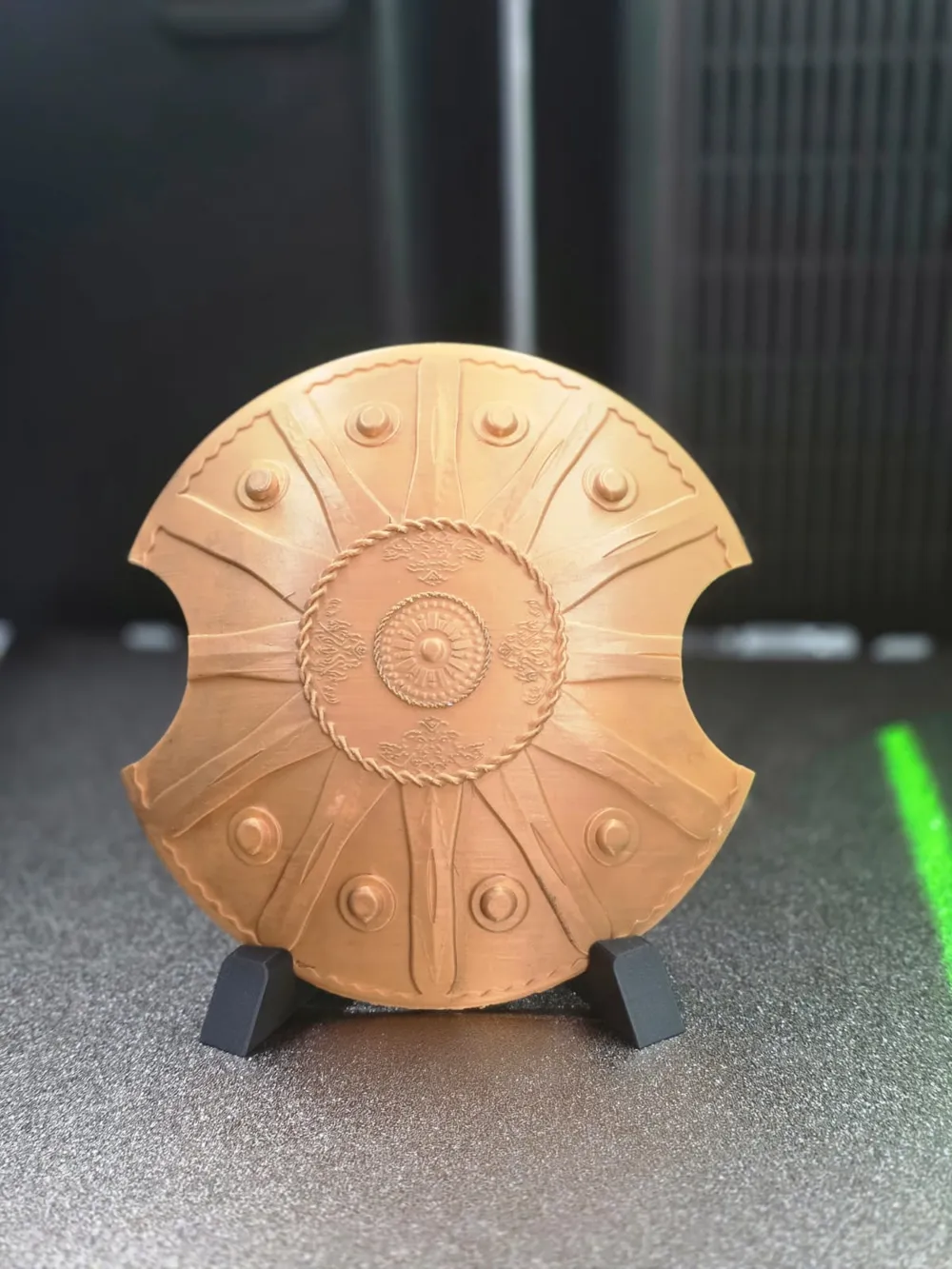 Ancient Greek Shield - Free 3D Print Model - MakerWorld