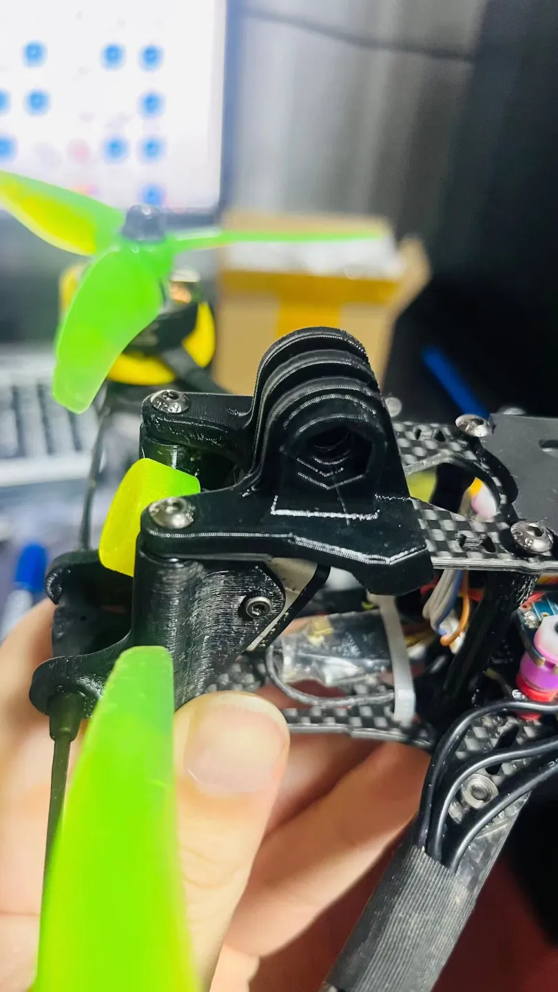 JHONNY J5 drone FPV gopro mount by 娄见桦 - MakerWorld