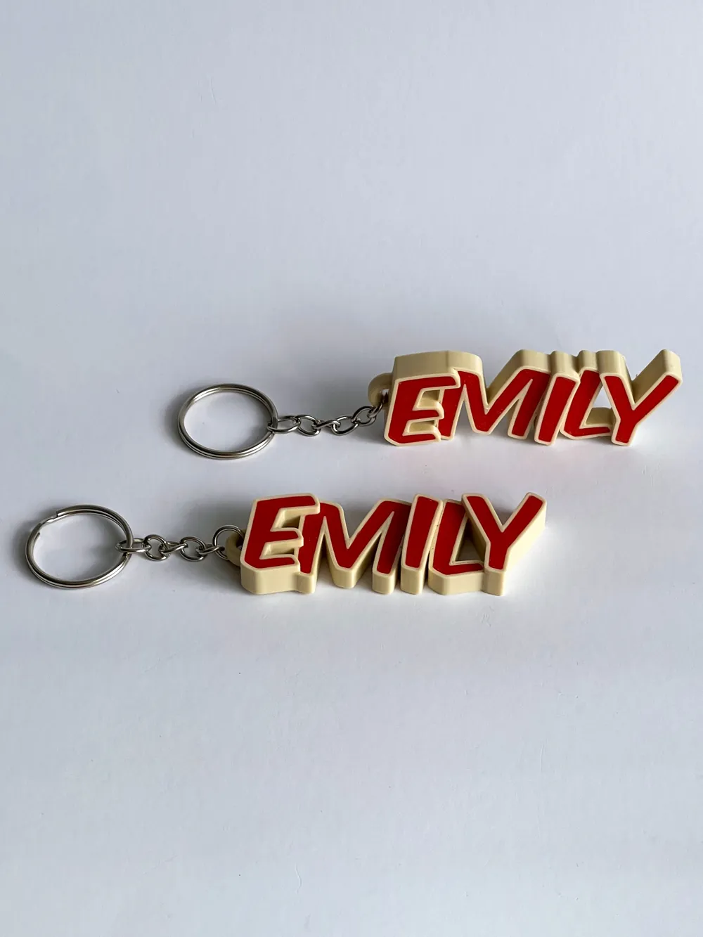 Lindo chaveiro com o nome Emily - Modelo gratuito para impressão 3D ...