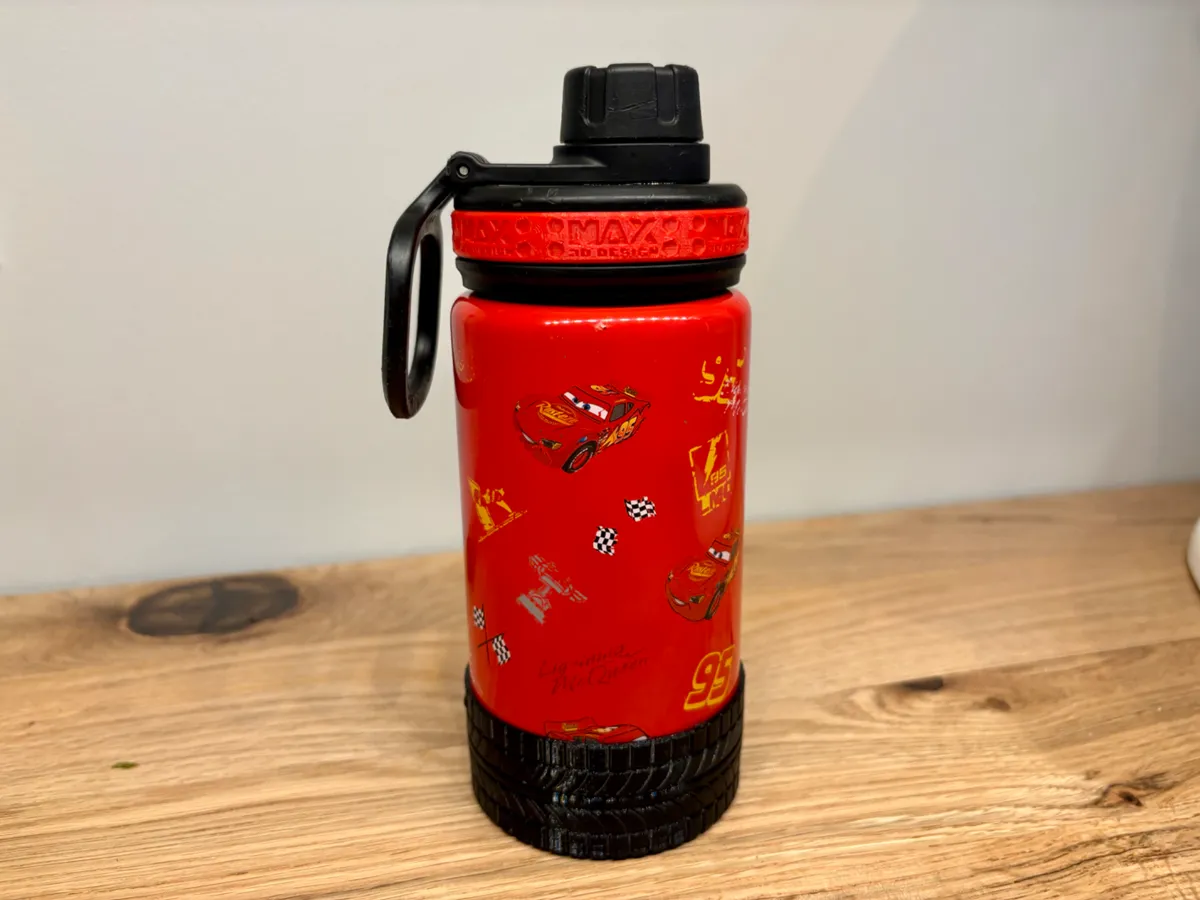 Capa para Garrafa Summit Simples Moderna Infantil - Modelo gratuito ...