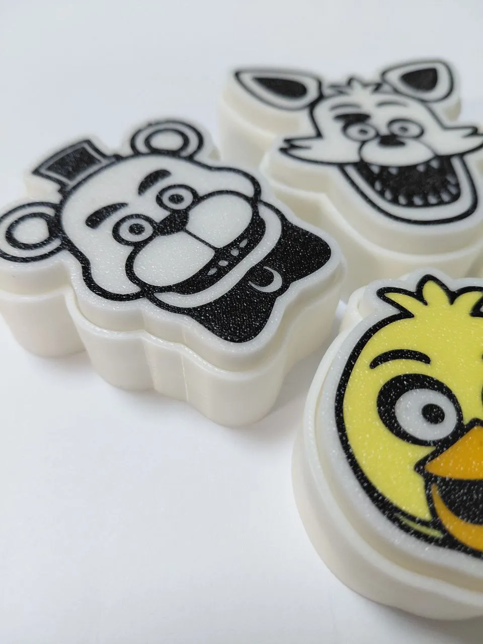 Le clicker FNAF est simple - Modèle d'Impression 3D Gratuit - MakerWorld