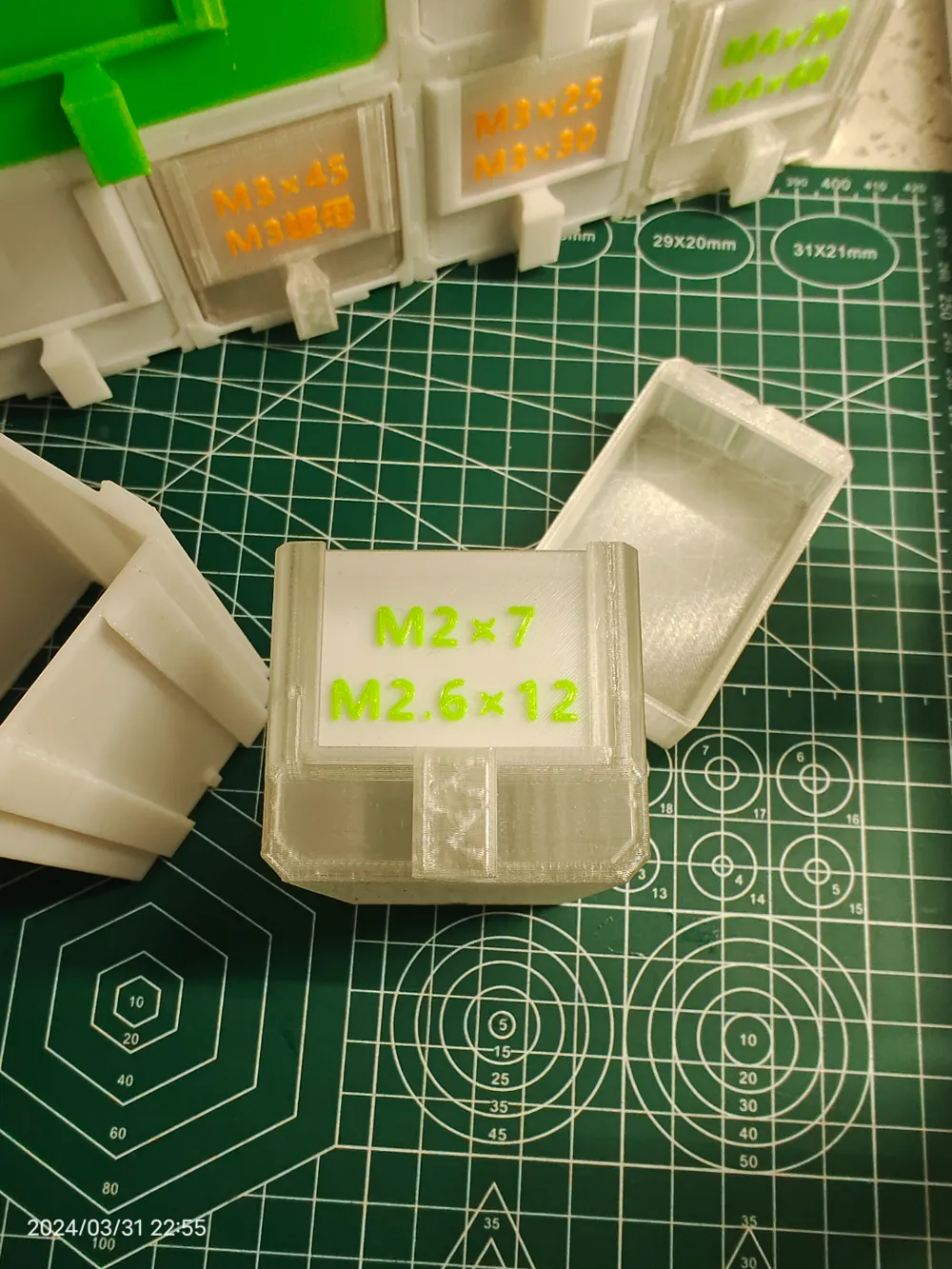 Modular Screw Storage Box - Free 3D Print Model - MakerWorld