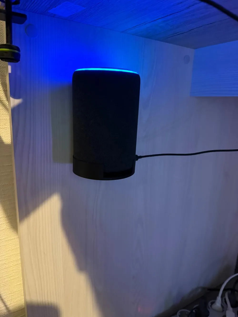 Wall Mount for Alexa Echo Plus (2nd Gen) - Free 3D Print Model - MakerWorld
