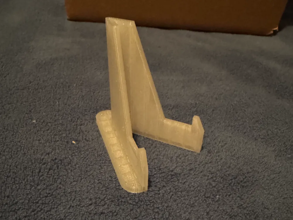 Trading card stand by benobrien12 MakerWorld: Download Free 3D Models