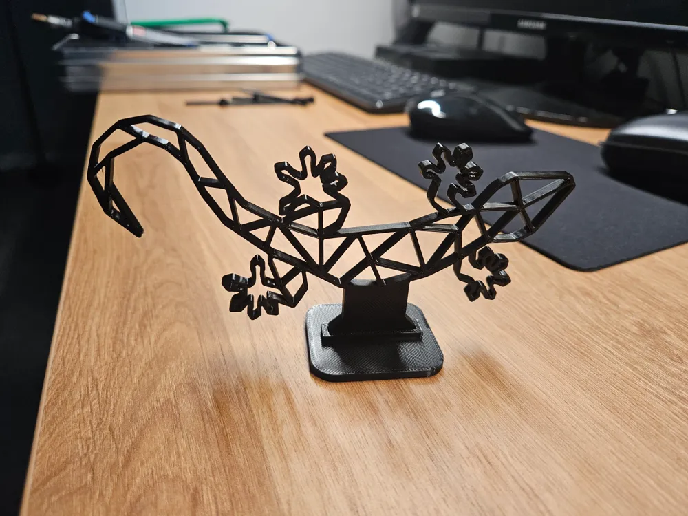 Geometric Low Poly - Lizard - With Stand by JF-699 - MakerWorld