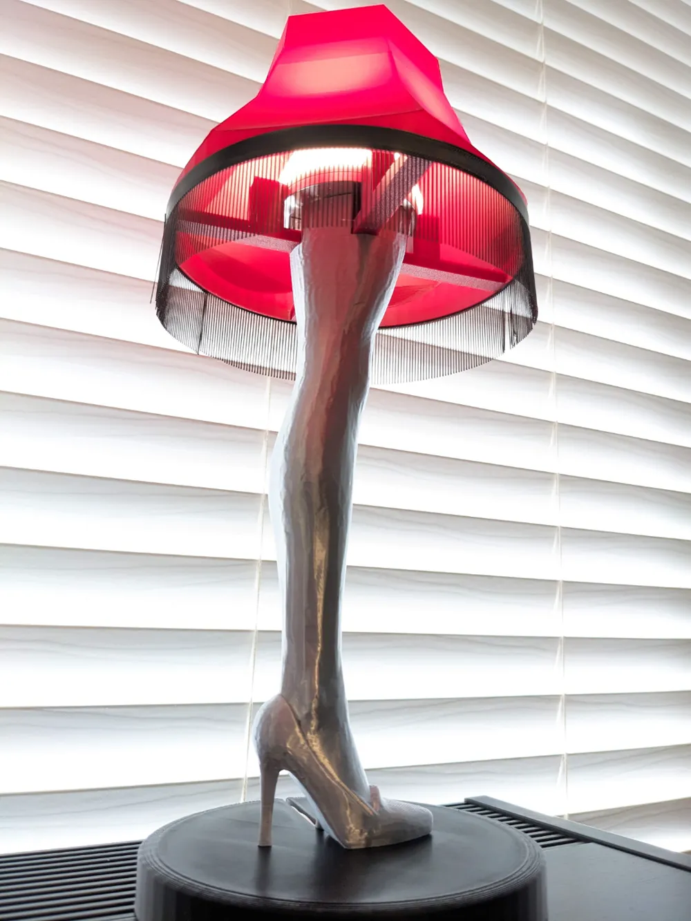 Leg lamp for LED Lamp Kit 001 - Free 3D Print Model - MakerWorld