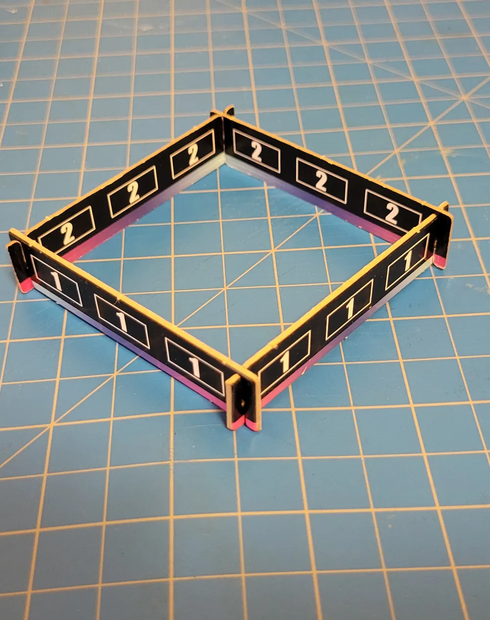 Hues and Cues Scoring Frame - Free 3D Print Model - MakerWorld