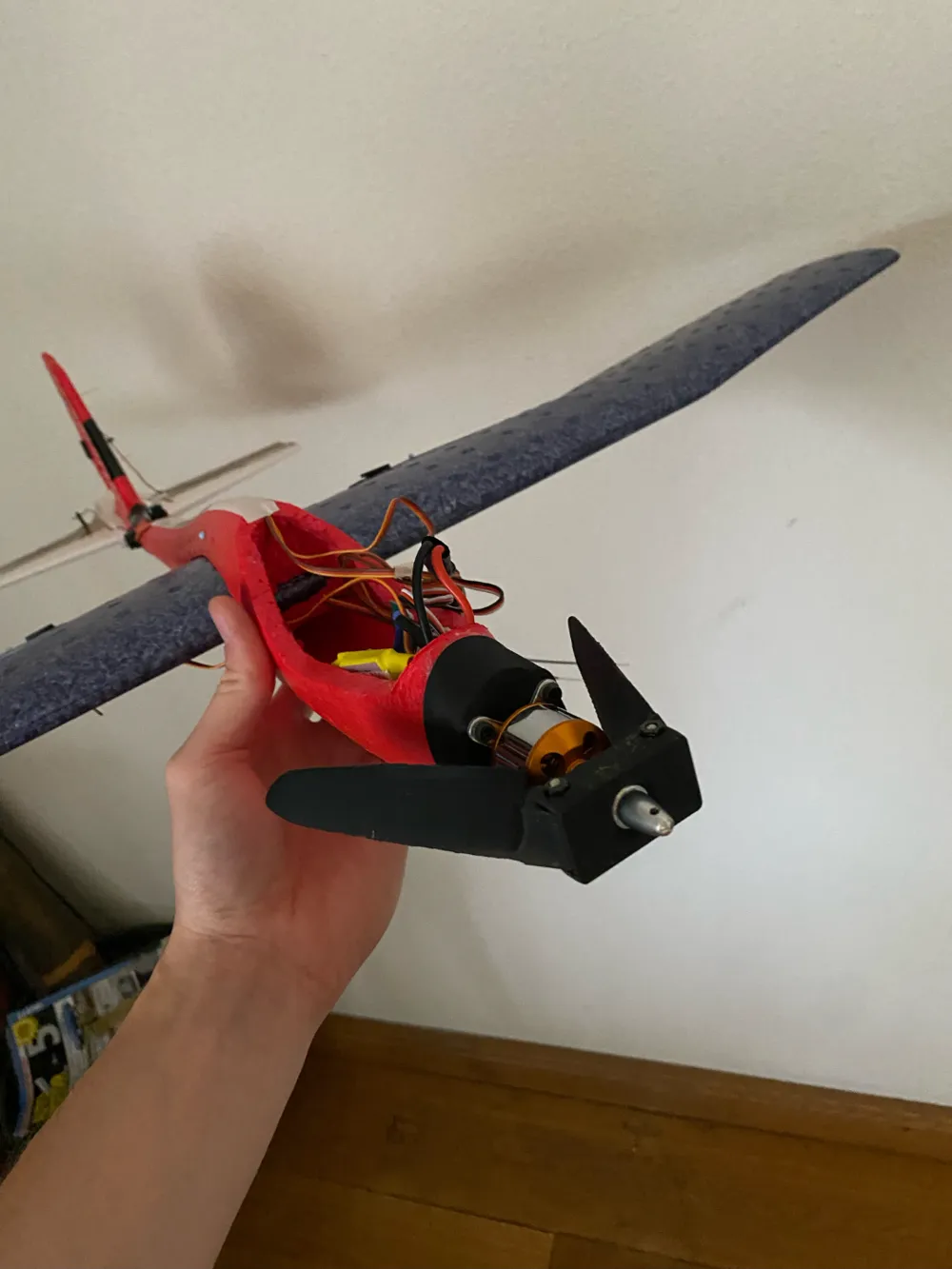 24 CM Folding rc plane propeller - Free 3D Print Model - MakerWorld