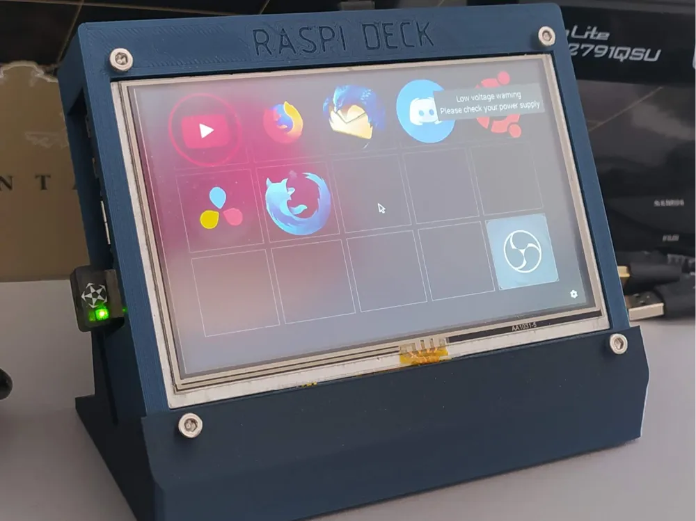 Raspideck - raspberry pi 3 case with 5" monitor by patryk_monk ...