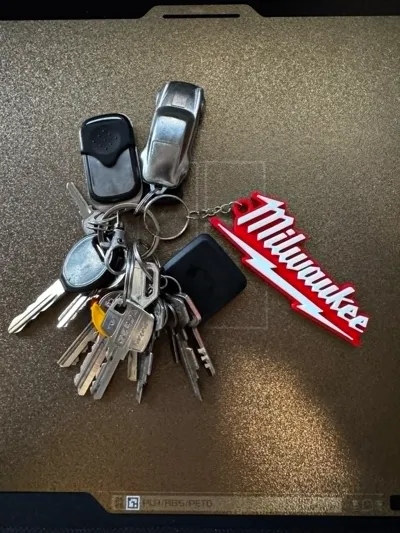 Milwaukee keychain by Zdzisław Sz - MakerWorld