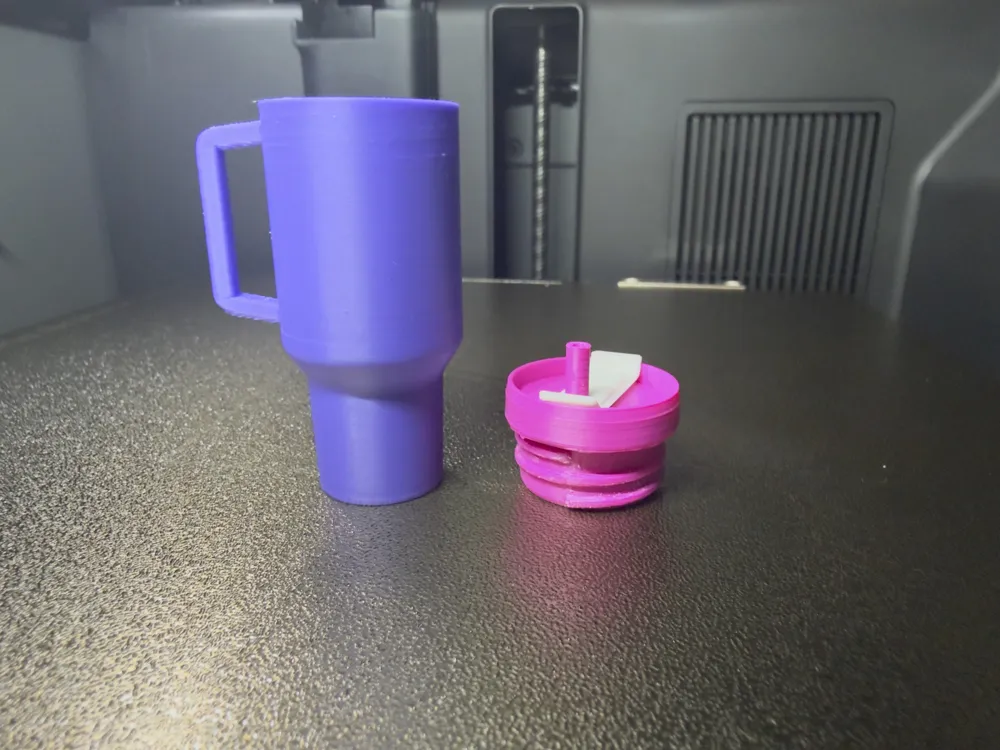 Mini Tumbler with Screw Top - Free 3D Print Model - MakerWorld
