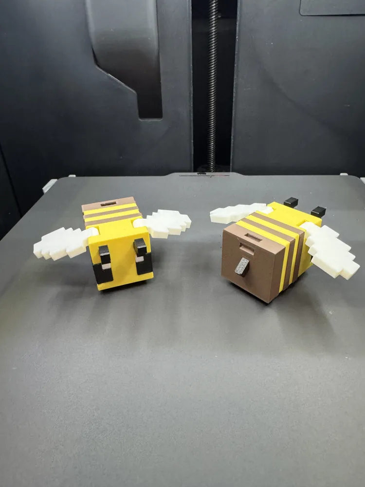 Modular Minecraft Bee – Print, Snap, Done! Remixed by Timbo McFly MakerWorld: Download Free 3D ...