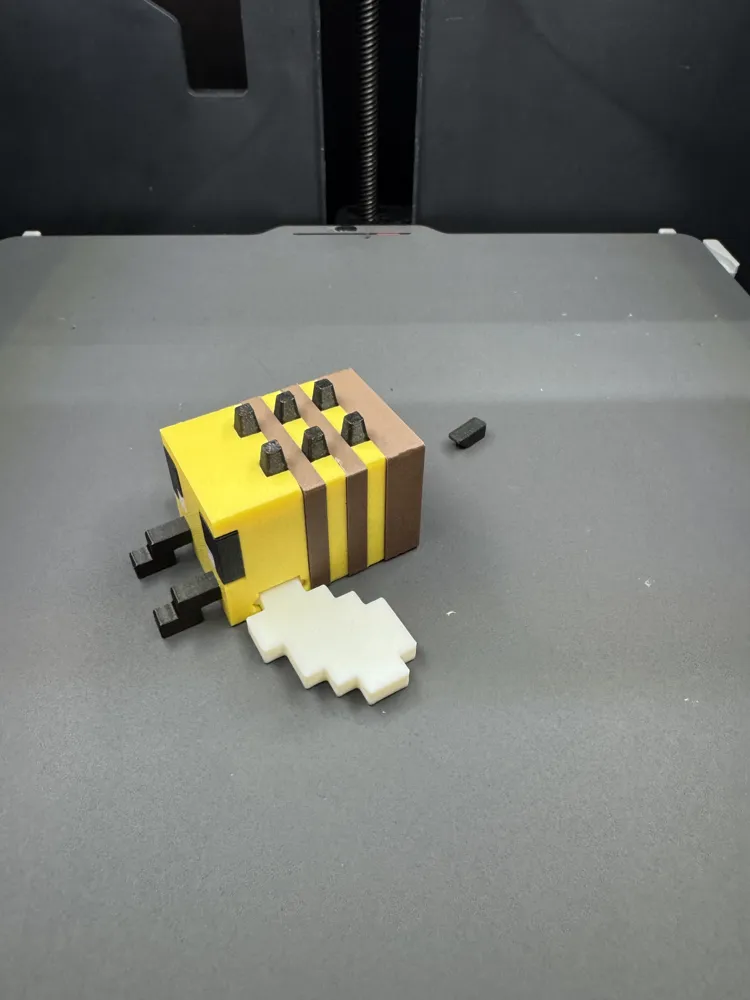 Modular Minecraft Bee – Print, Snap, Done! Remixed by Timbo McFly MakerWorld: Download Free 3D ...