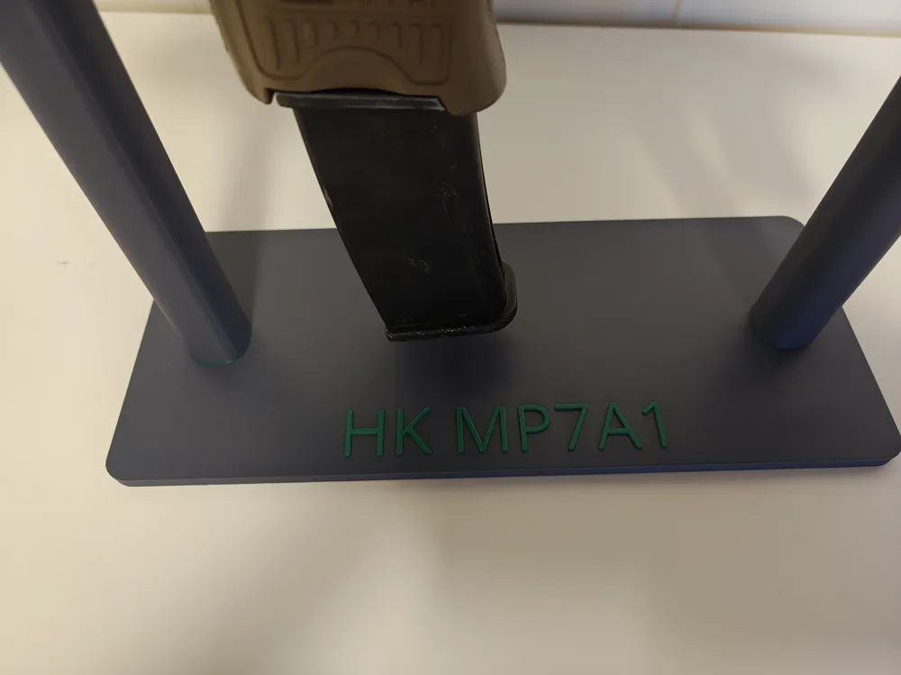 MP7 Waffenständer – Kostenloses 3D-Druckmodell – MakerWorld