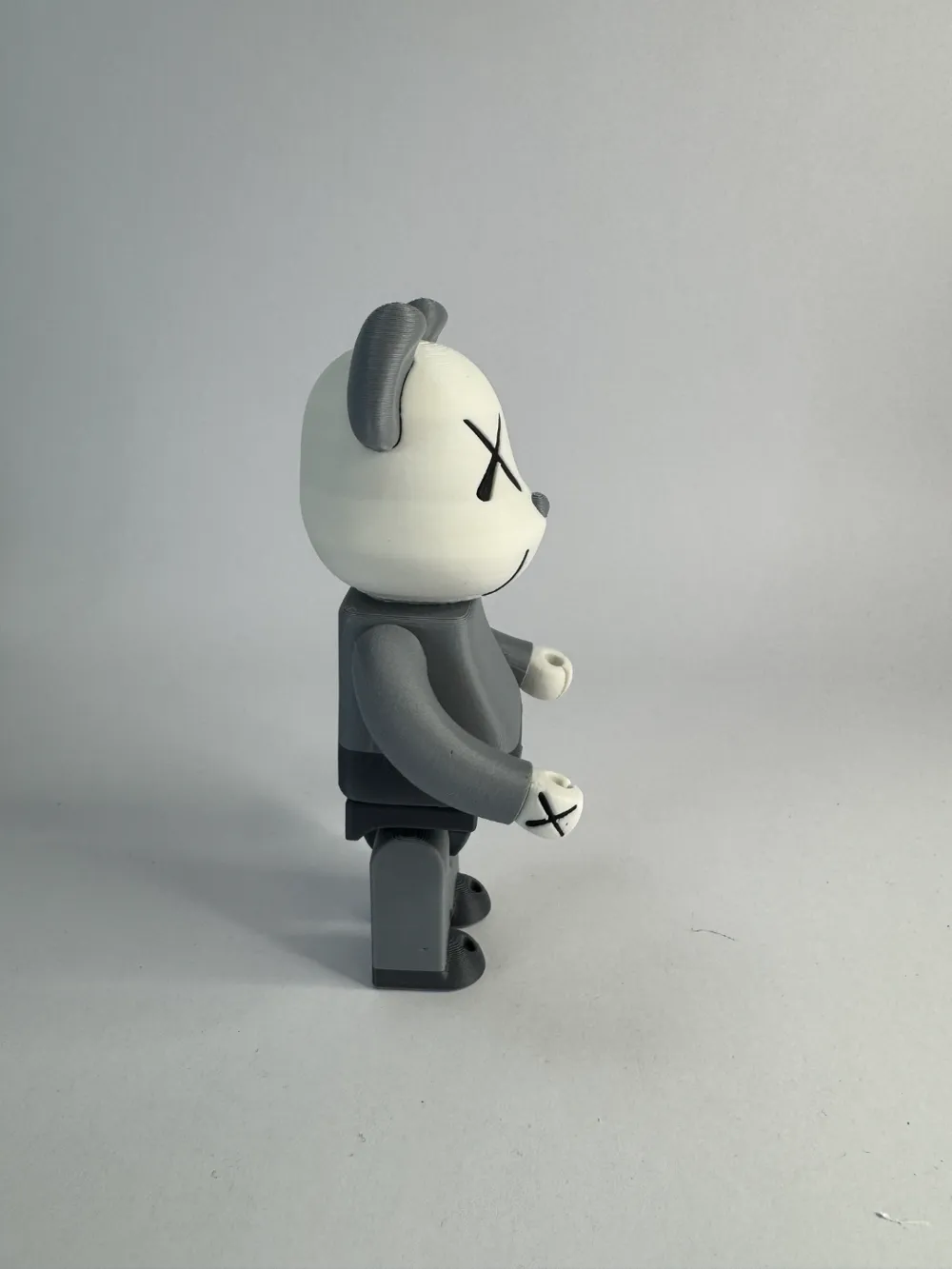 Bearbrick Kaws 10cm by Blessed Ape MakerWorld: Download Free 3D Models