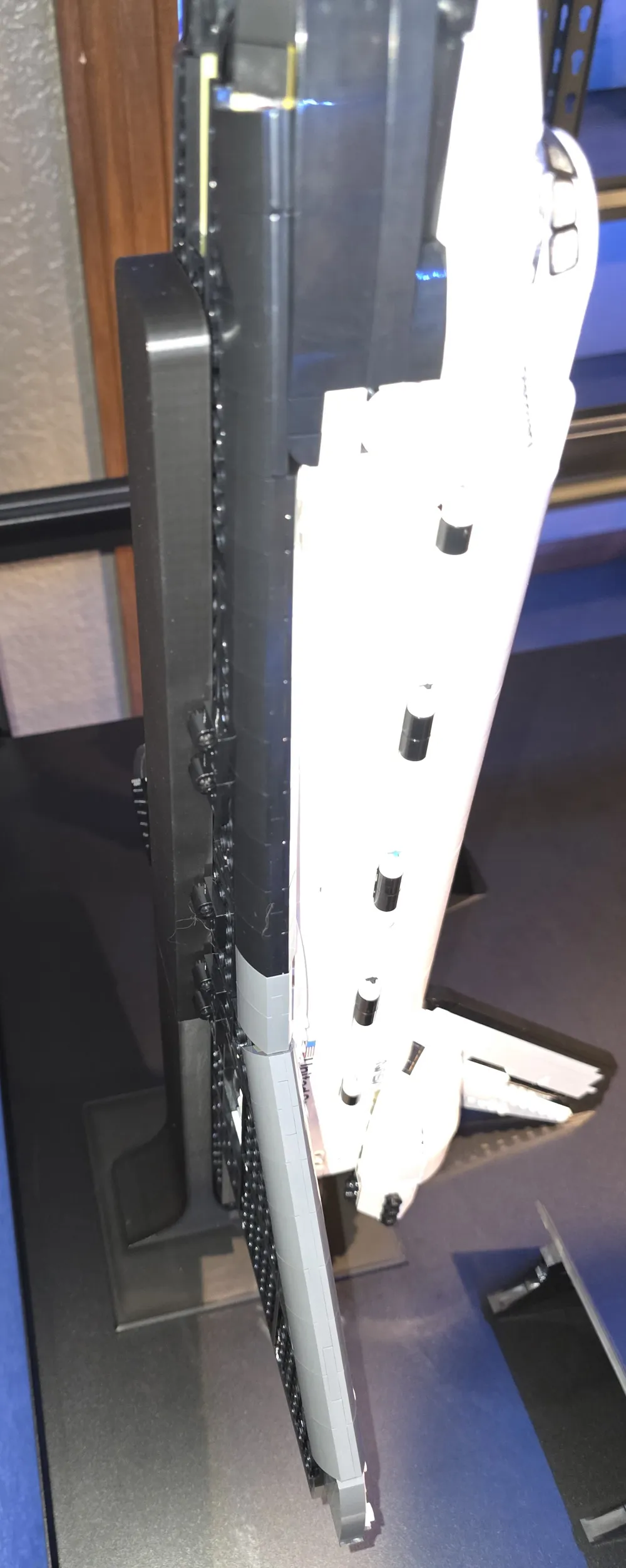 Space Shuttle Vertical Display Stand - Free 3D Print Model - MakerWorld