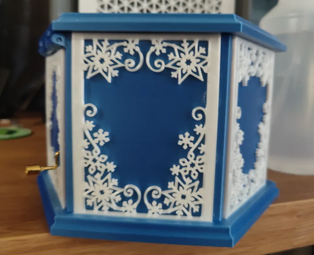 Winter themed music / jewelry box - Free 3D Print Model - MakerWorld