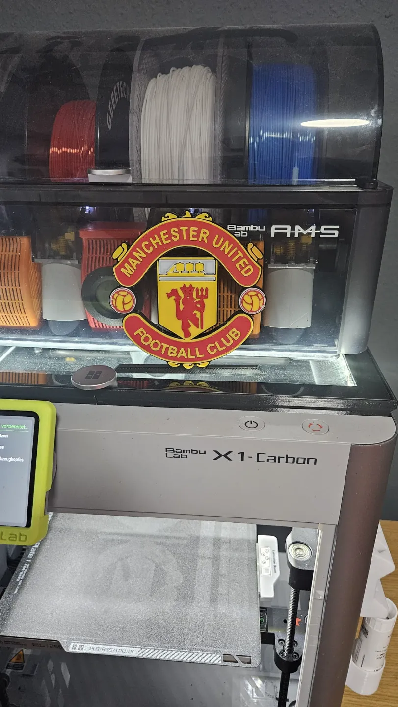 Manchester United Logo 1973 - 1998 Table Stand by 5kyrunn3r - MakerWorld