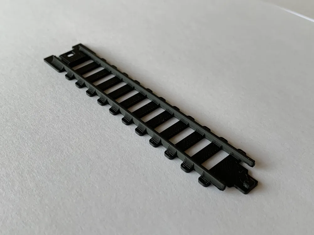 Train in a Tin Track by Ninstet - MakerWorld