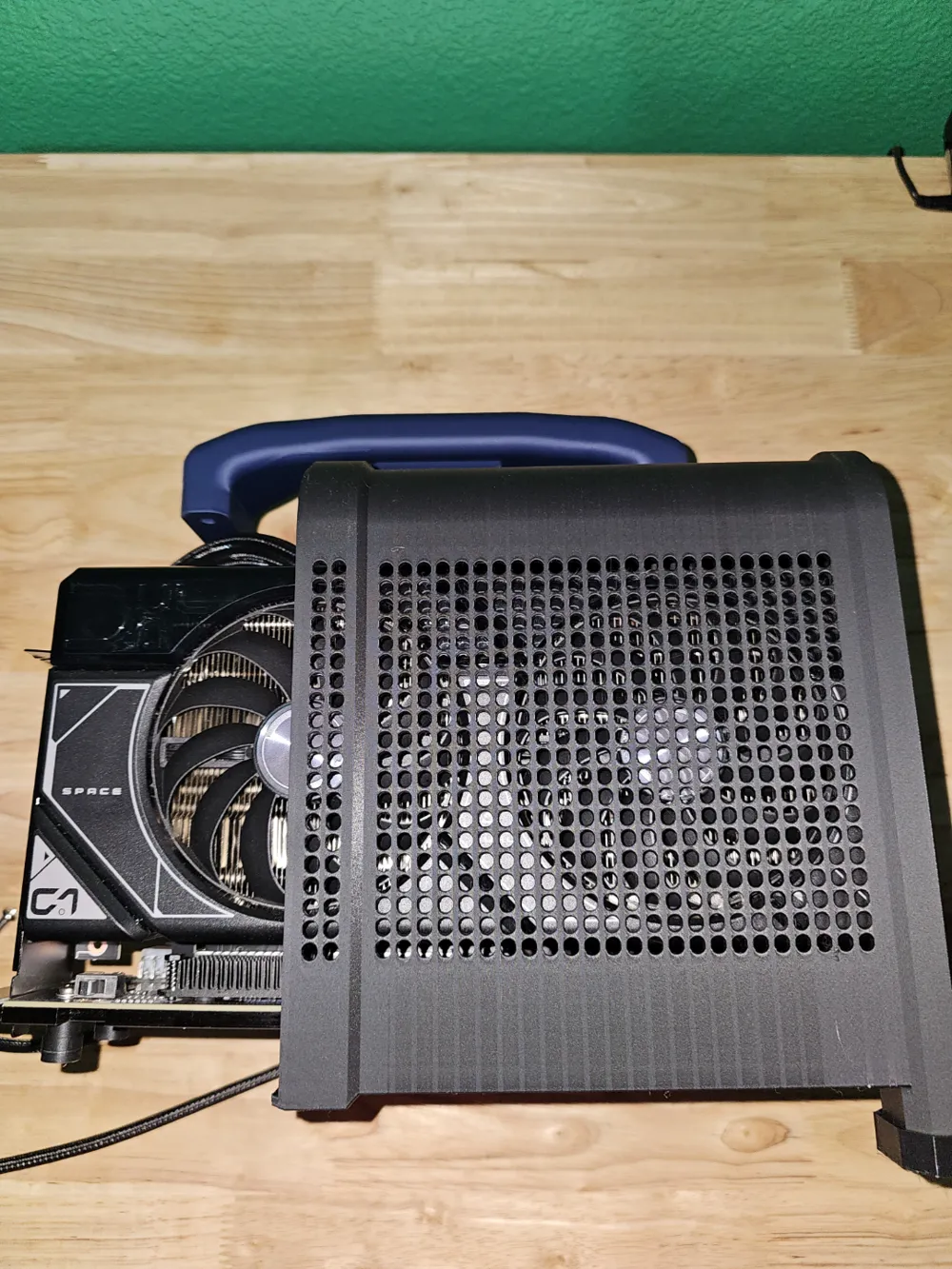 EGPU Enclosure by Tuna MakerWorld: Download Free 3D Models