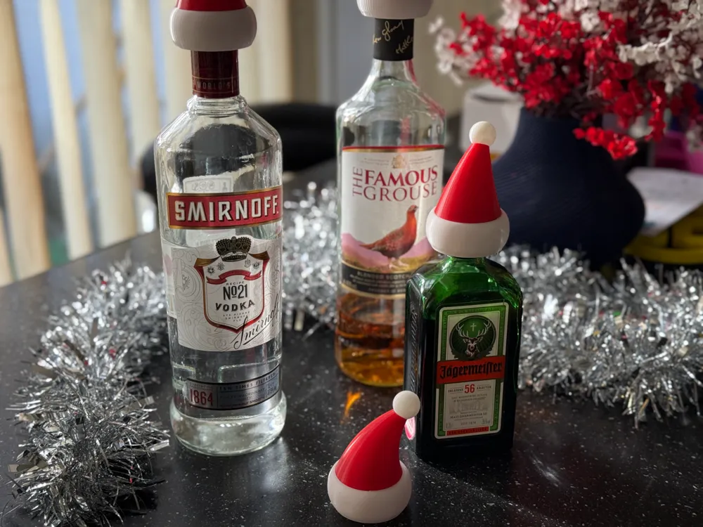Santa Hat - Wine & Alcohol Bottles - Free 3D Print Model - MakerWorld
