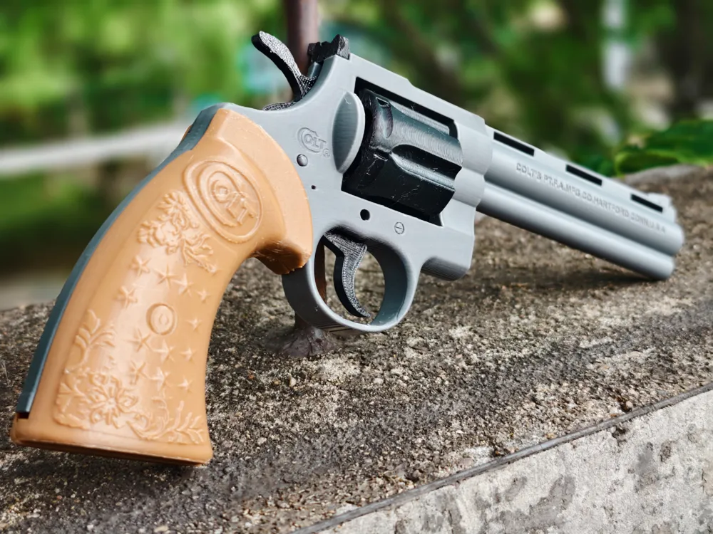 Colt Python 5" Magnum .357 Revolver Fidget Toy by 补补觉去 MakerWorld ...