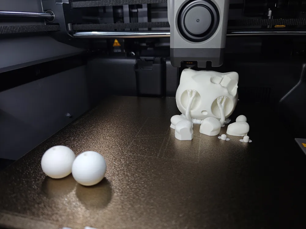Goofy series – HELLO KITTY Movable Eyes NOAMS - Free 3D Print Model ...