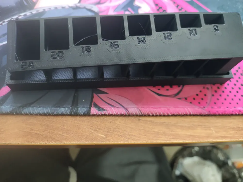 Automatic sorting and storage box for M2.2 and M3 screws, categorized ...