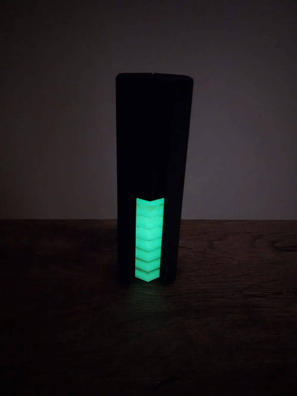 Glow Chip by hussam MakerWorld: Download Free 3D Models