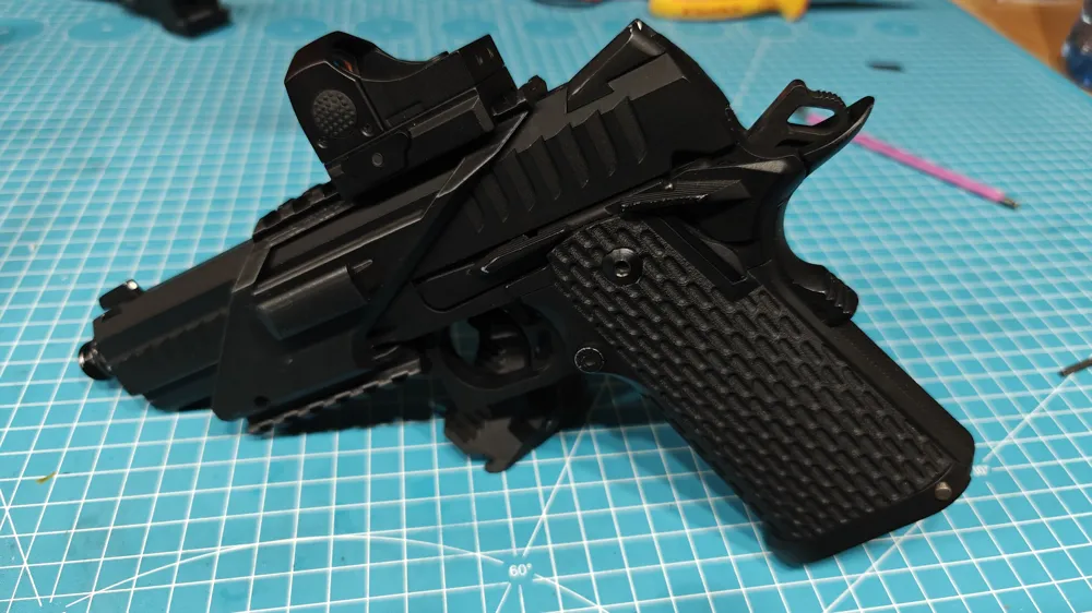Low Profile SSP1 TopRail Adapter Universal Holster - Free 3D Print ...