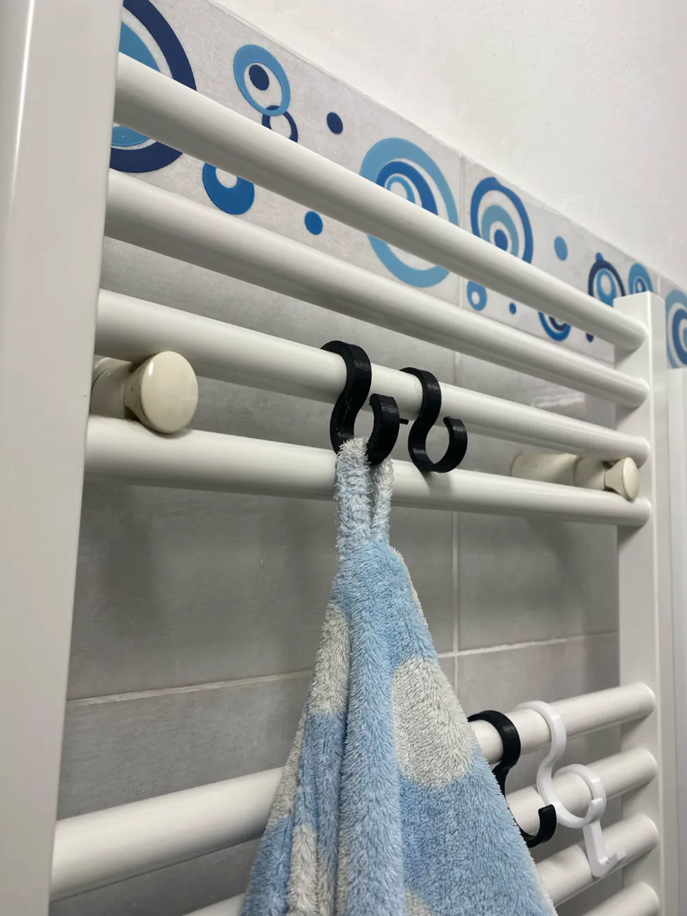 Gancio asciugami bagni radiatore 24 mm by Sbech_baby - MakerWorld