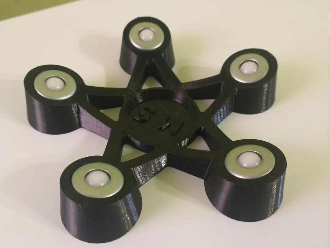 Bowling ball spinner, plastic bearing by KefirrMM MakerWorld: Download ...