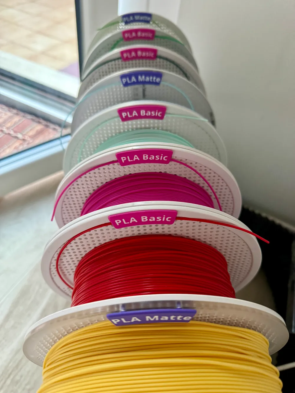 Filament Clip for Bambu Spool with labels by Michele MakerWorld ...