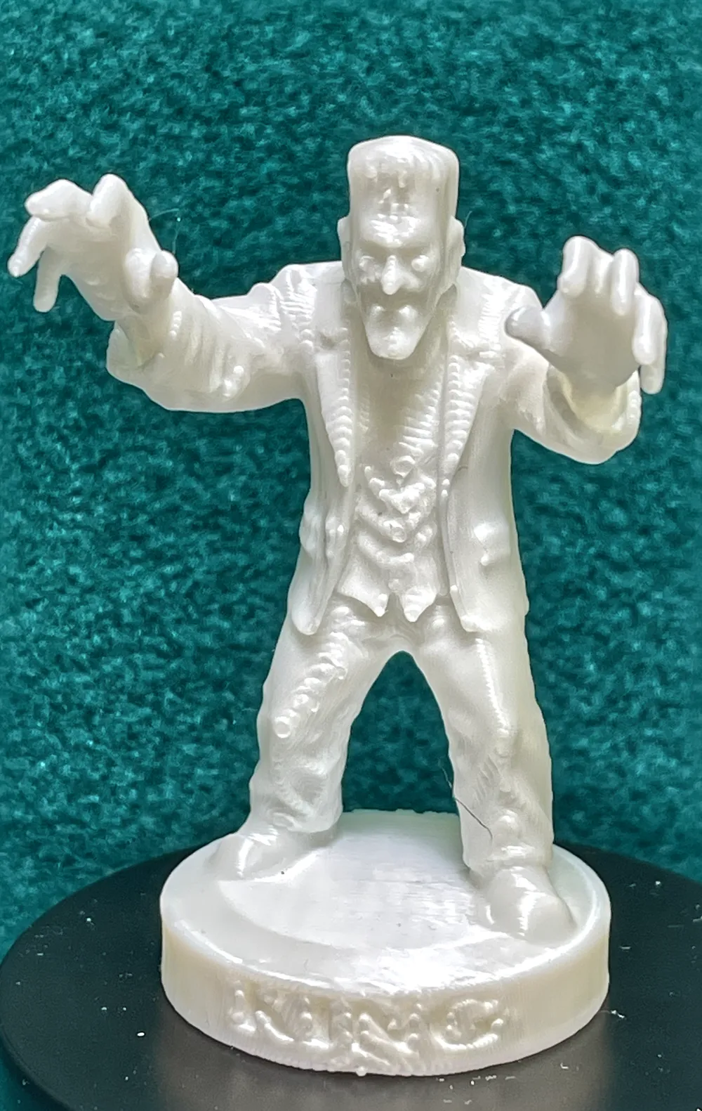 Horror Genre Chess Pieces (Set) by ClydeB3 MakerWorld: Download Free 3D ...