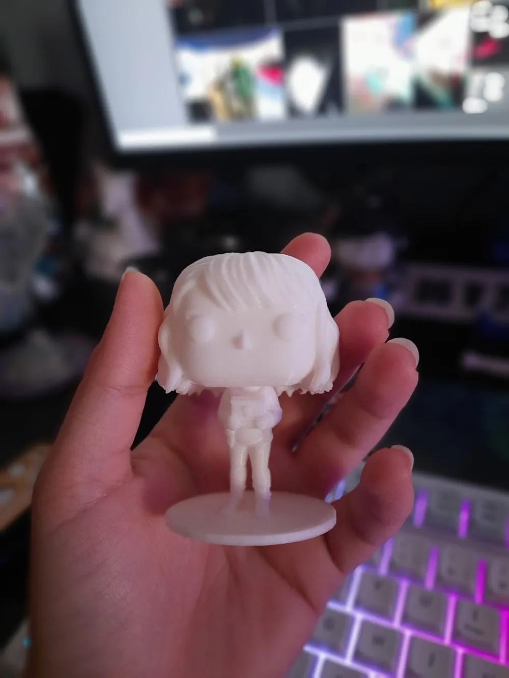 Life is Strange - Max Caulfield funko - Free 3D Print Model - MakerWorld