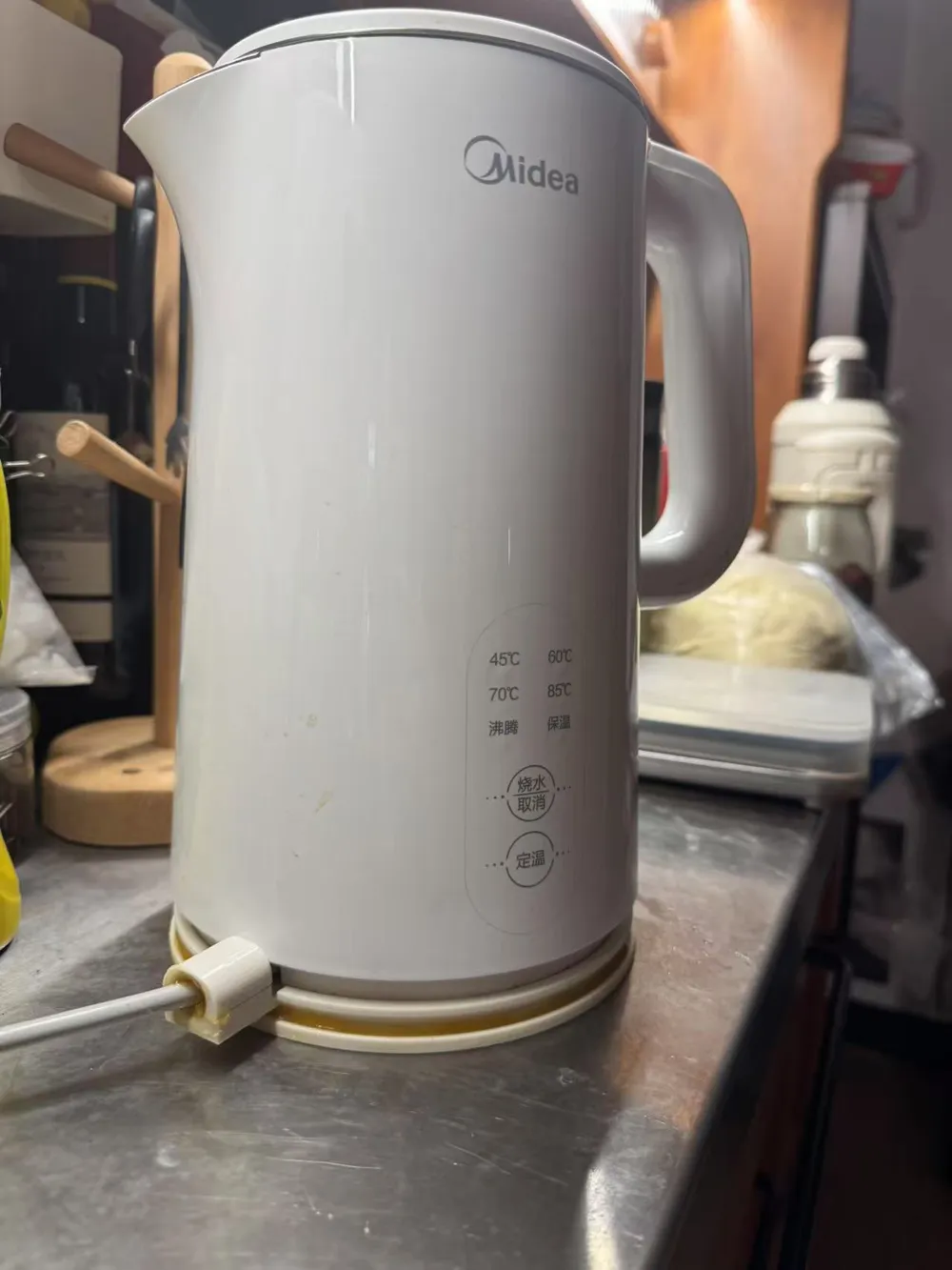 Ant and Cockroach Proof Kettle Base by qingfeng MakerWorld: Download ...