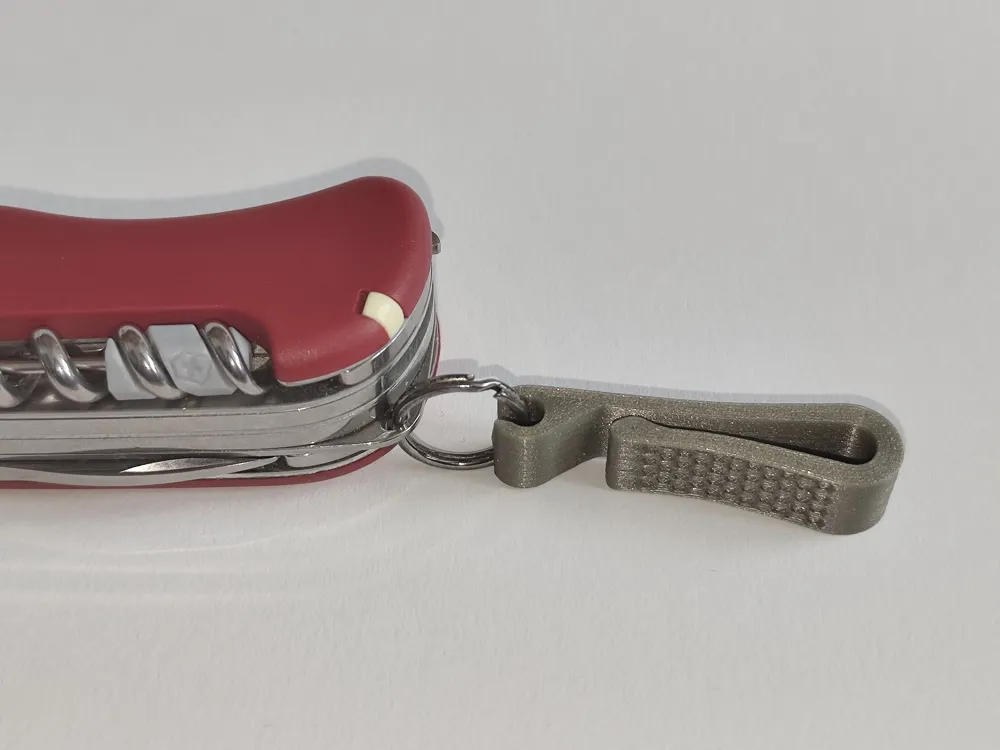Small Pocket Clip for various items - Free 3D Print Model - MakerWorld